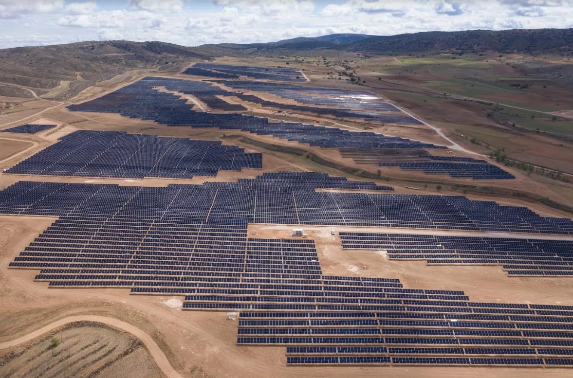 BRUC inaugura su planta solar fotovoltaica Aguasvivas de 55 MW en ...