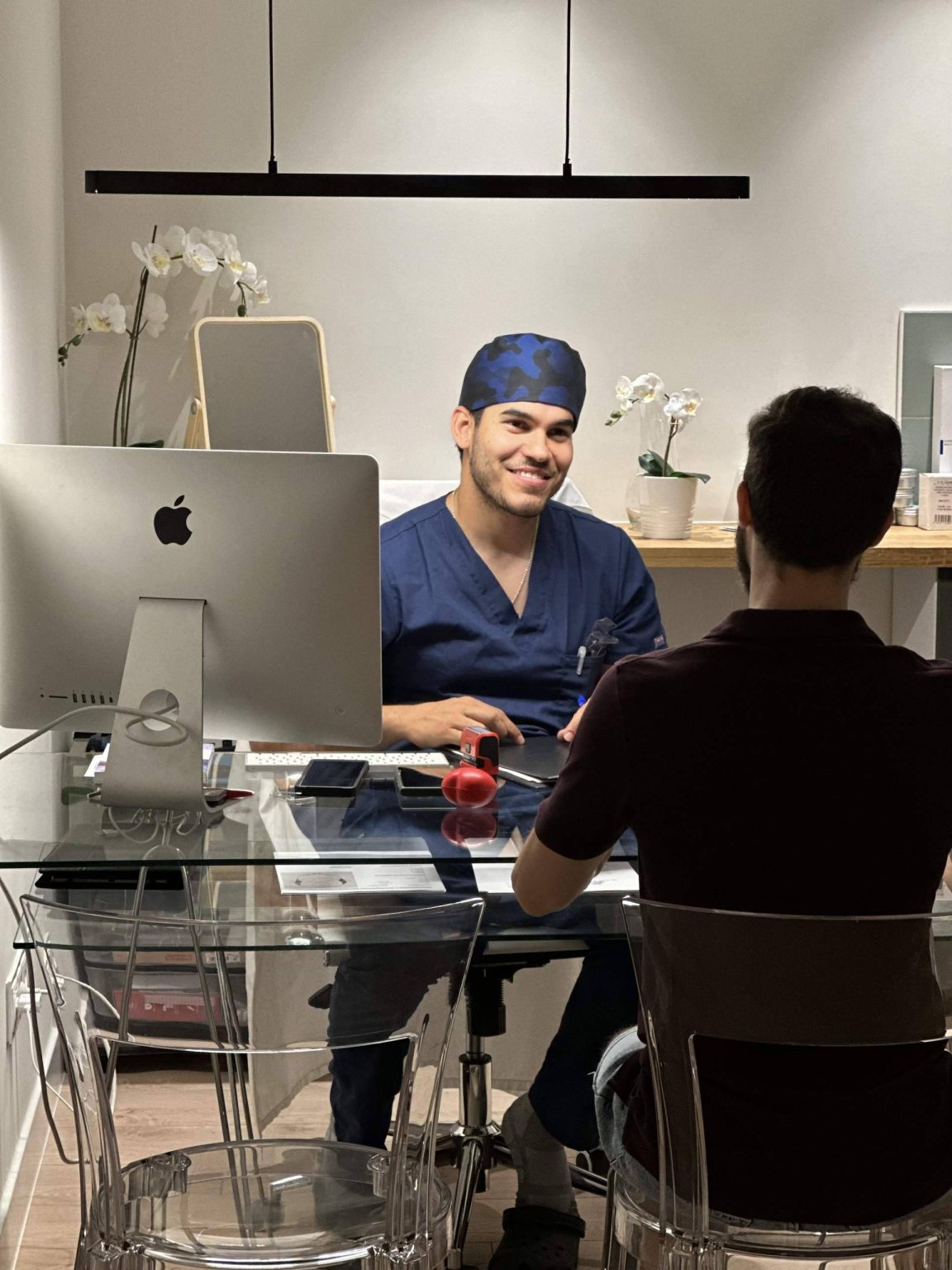 Cirugía de trasplante capilar con FUE Zafiro, la especialidad del ...